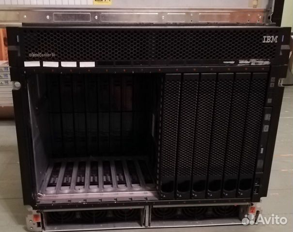 IBM 8852 BladeCenter H 4TG купить в Москве | Электроника | Авито
