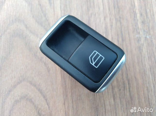 Кнопка стеклоподъемника Mercedes A2049055502 в Москве, цена 1 500 руб ...